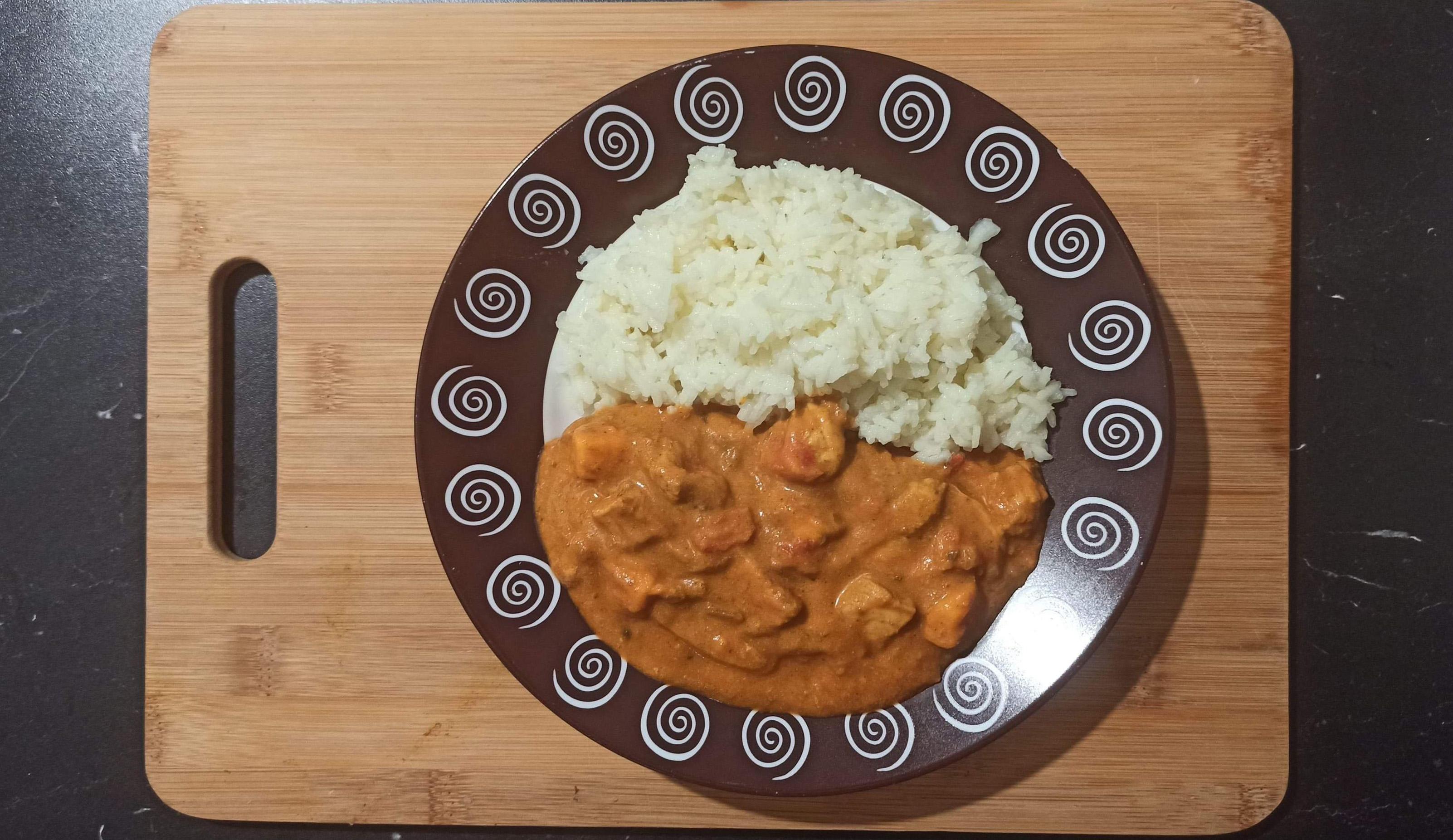 Házaló fazék – Gödri Csilla újragondolt csirkecurry receptje ...